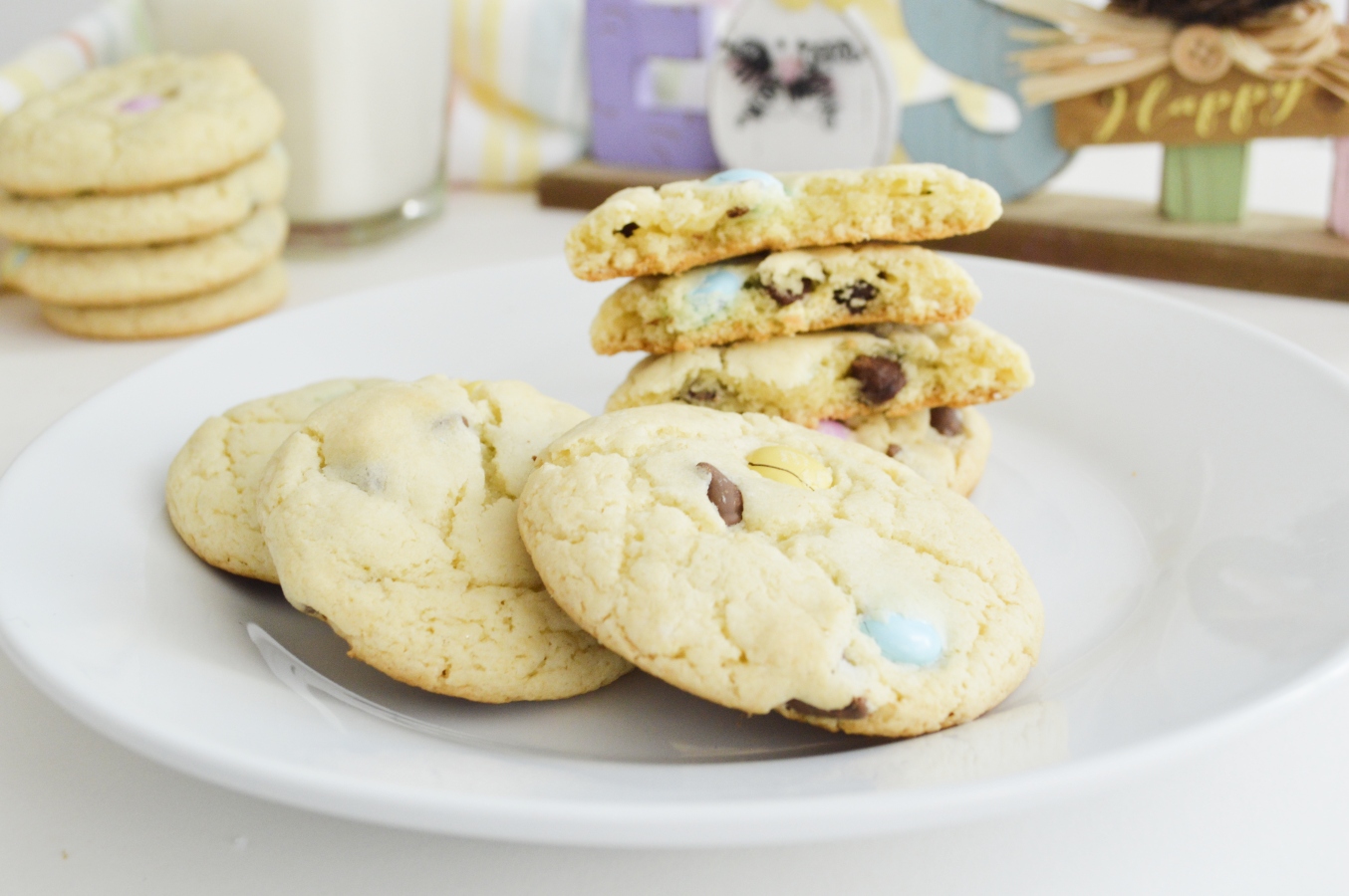 Very Vanilla Easter Cake Mix Cookies - Stef's Eats and Sweets