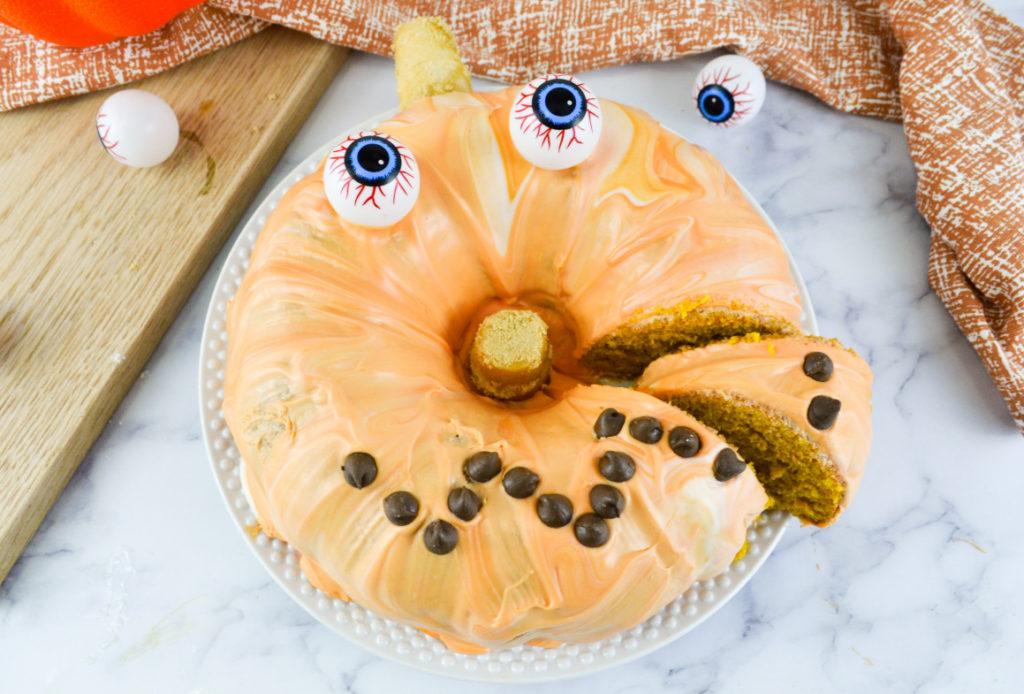 Halloween Jack-o-Lantern Bundt Cake - Stef's Eats and Sweets