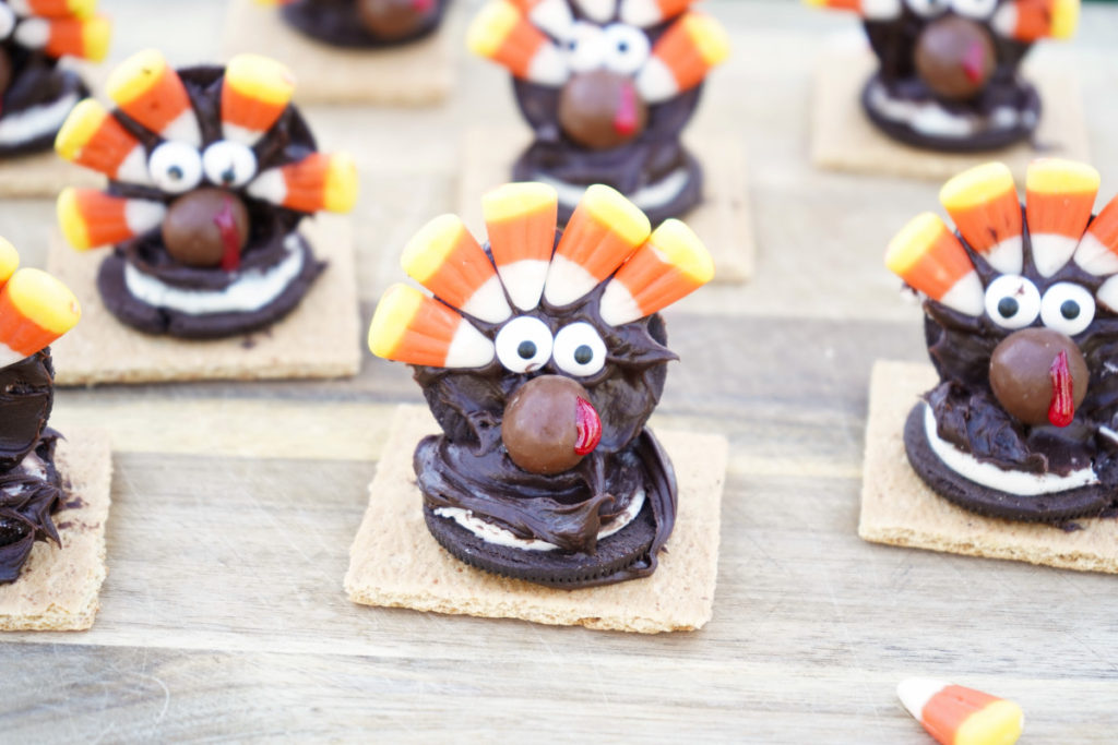 How to Make Thanksgiving Turkey Gobbler Treats - Stef's Eats and Sweets