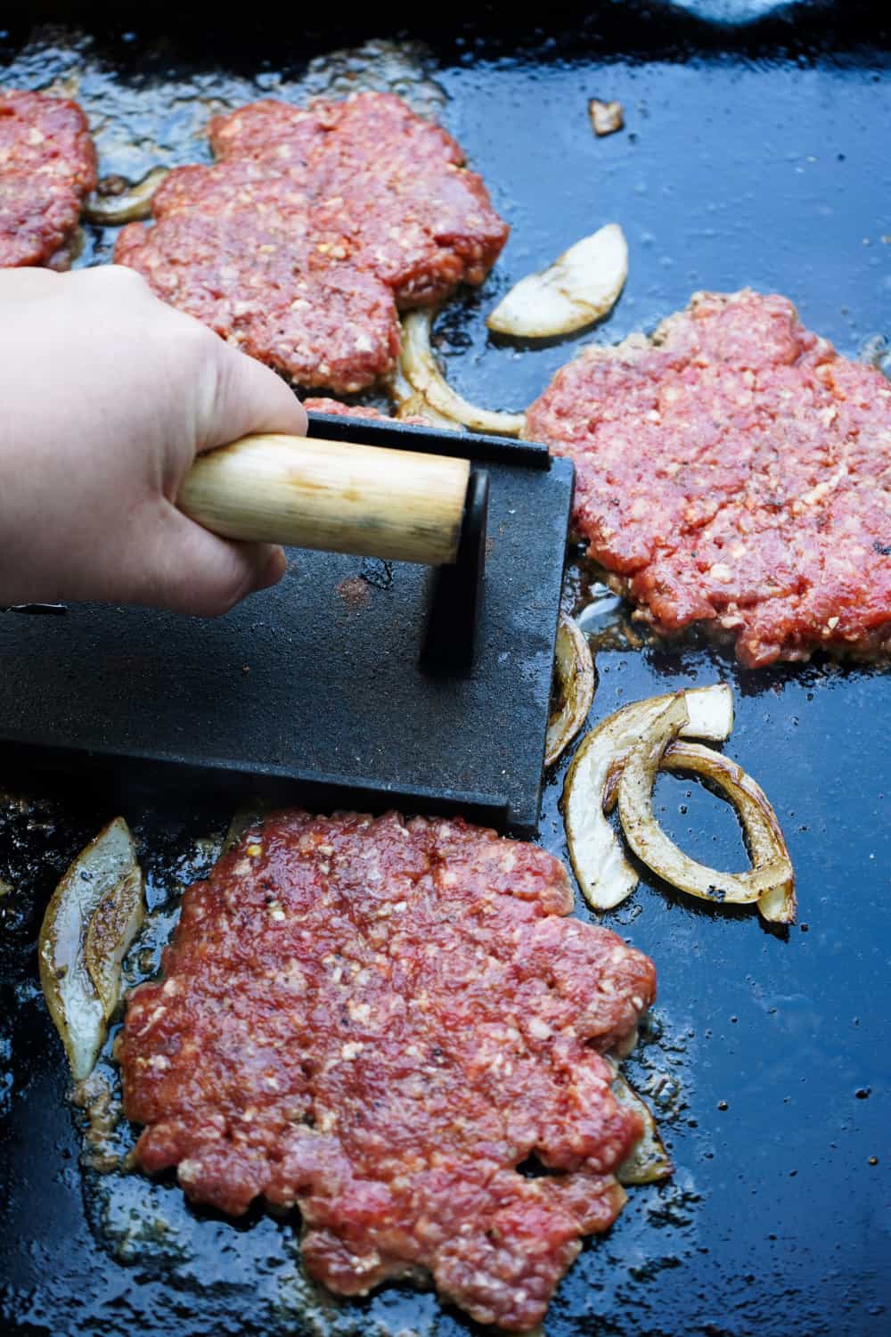 BBQ Texas Toast Blackstone Smash Burgers - Stef's Eats and Sweets