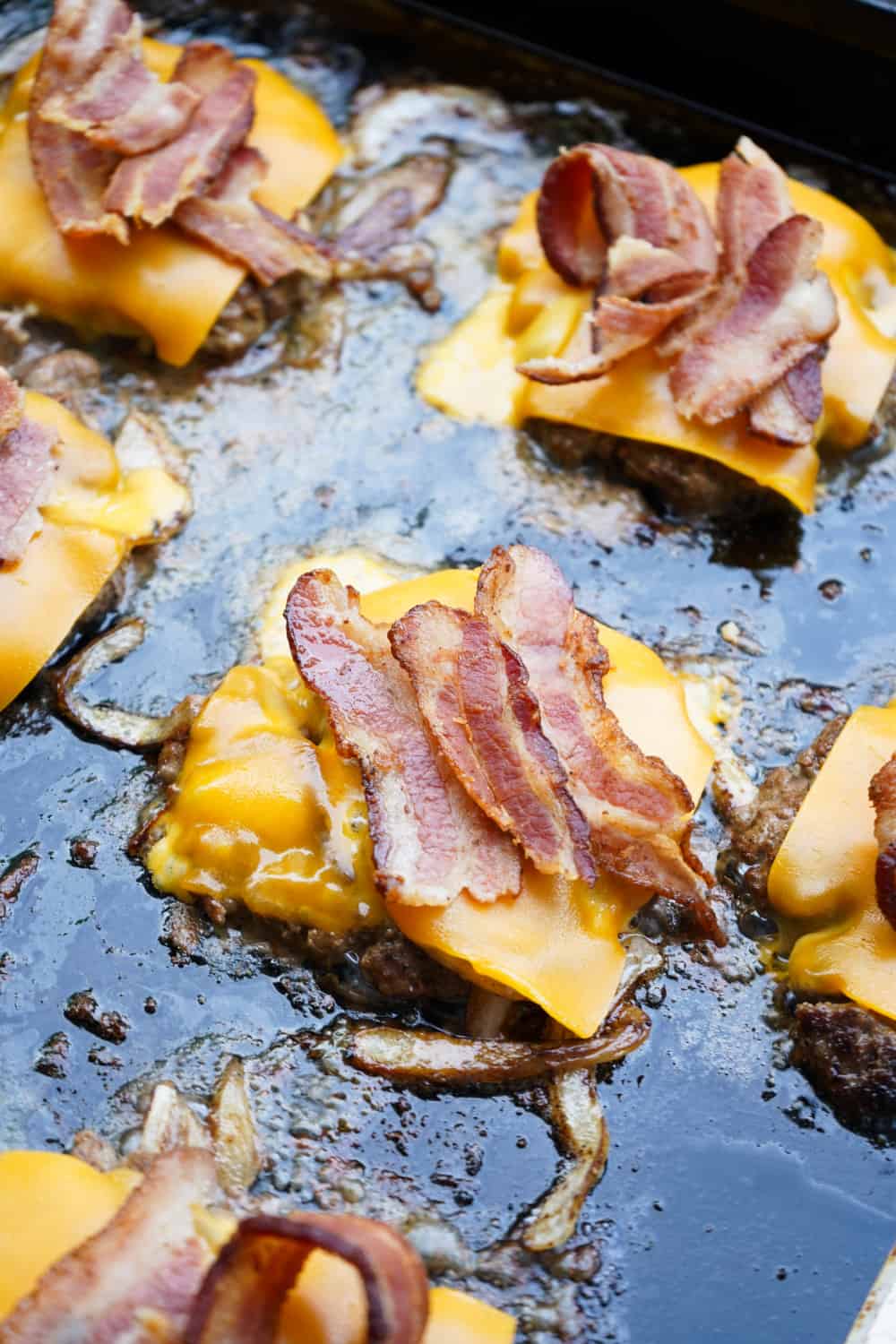 BBQ Texas Toast Blackstone Smash Burgers - Stef's Eats and Sweets