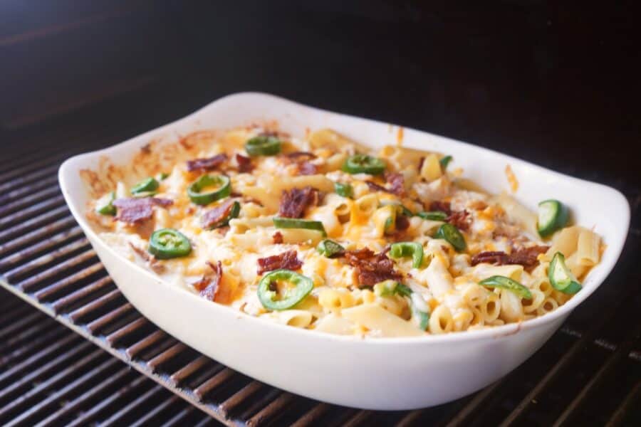 Jalapeno Popper Smoked Chicken Pasta - Stef's Eats and Sweets