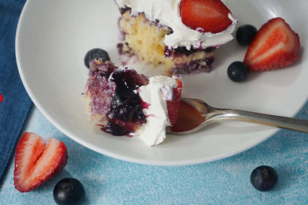 Summer Berries and Cream Cake - Stef's Eats and Sweets
